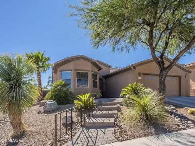 889 W Bosch Dr, Green Valley, AZ 85614 MLS 22427659