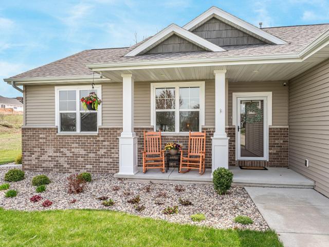 889 w hubble lane