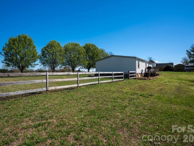 889 Tabor Road