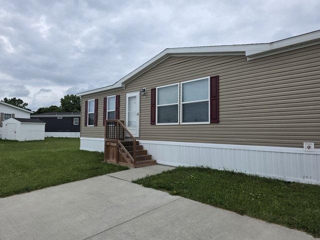 889 Thomas J Dr, Flint, MI 48506