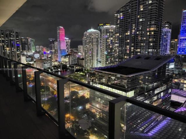 88 7th St SW #2103, Miami, FL 33130