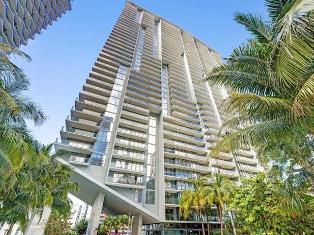 88 7th St SW #2106, Miami, FL 33130