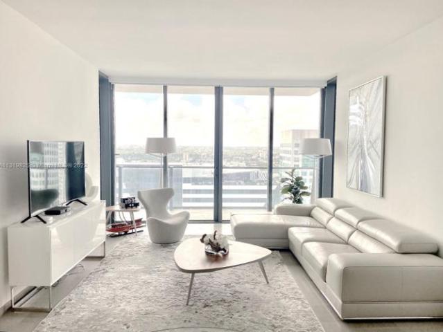 88 7th St SW #2310, Miami, FL 33130