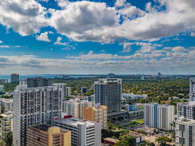 88 7th St SW #2504, Miami, FL 33130