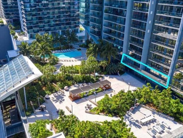 88 7th St SW #709, Miami, FL 33130