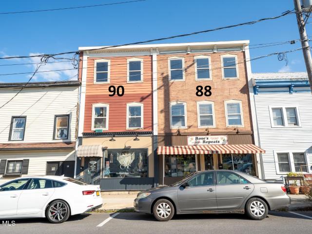 88 90 Front Street