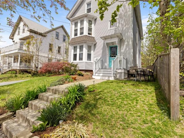 88 10th Street