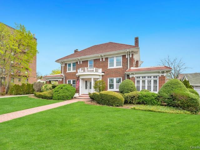 88 35 rd Street | Compass