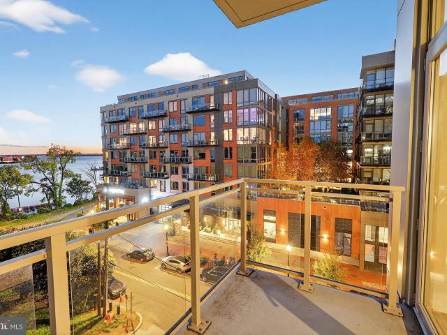 88 V St SW, Unit 509, Washington, DC 20024 | MLS #DCDC2254 | Compass