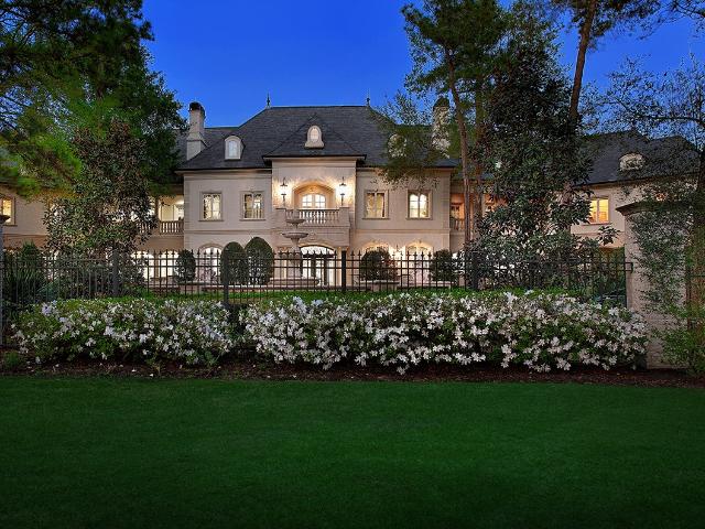 88 W Grand Regency Cir, The Woodlands, TX 77382 | MLS #54510