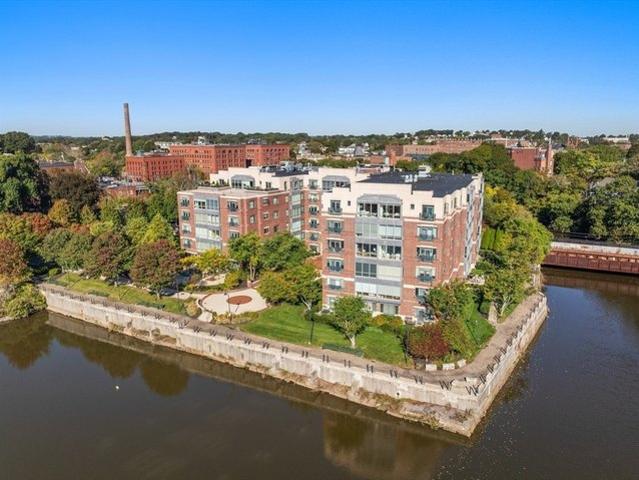 88 Wharf St Unit 105, Milton, MA 02186