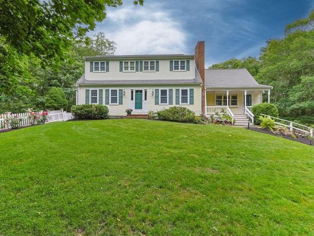 88 Acre Hill Rd, Barnstable, MA 02630