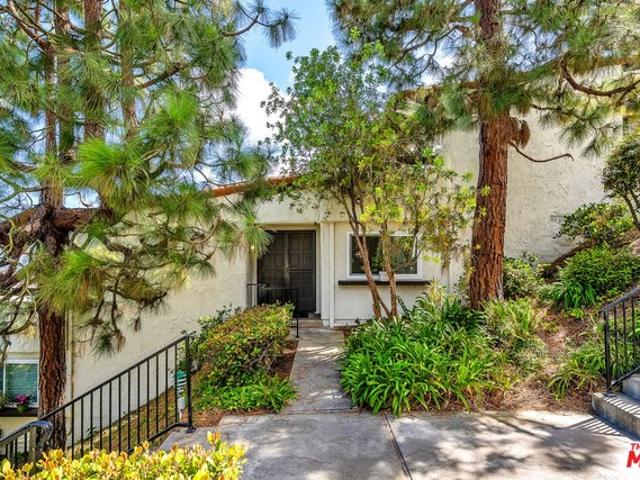88 Aspen Way, Rolling Hills Estates, CA 90274
