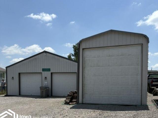 88 Arrowhead RD