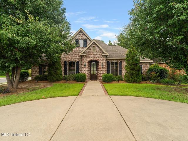 88 Avondale Circle