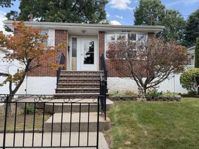 88 Barlow Ave, Staten Island, NY 10308