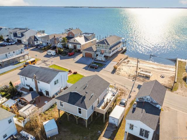 88 Bayview Ave W, Lindenhurst, NY 11757 | MLS #921380