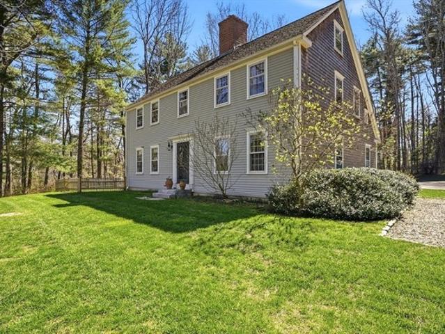 88 Chittenden Ln, Norwell, MA 02061