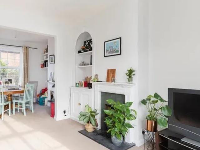 88 Crestway, London, SW15 5DD, United Kingdom | 3 bed house for rent #140399951 | Rentberry