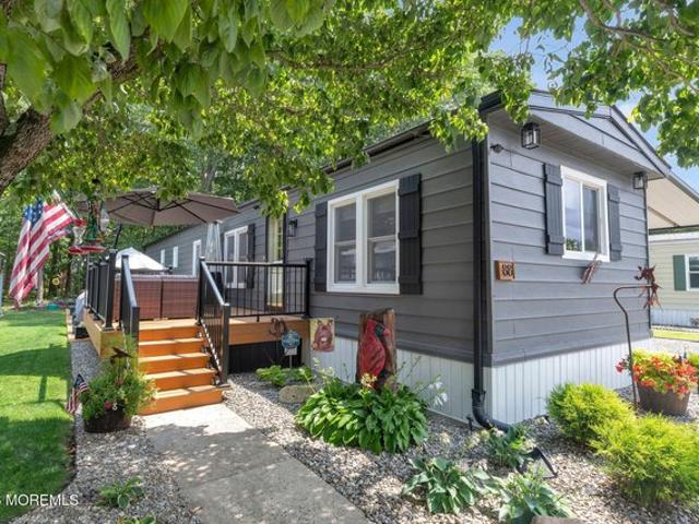 88 Douglas Dr, Jackson, NJ 08527