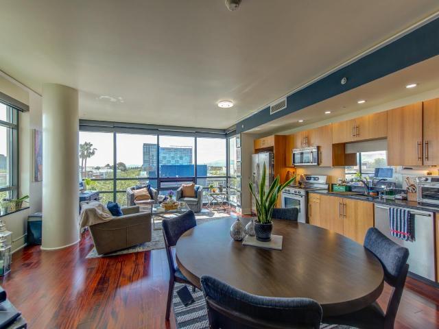 88 E San Fernando Street 704