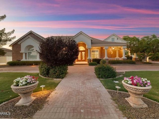 88 E Toledo Ct, Gilbert, AZ 85295