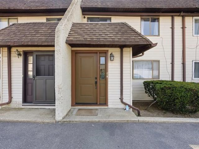 88 E Valley Stream Blvd Apt 6, Valley Stream, NY 11580