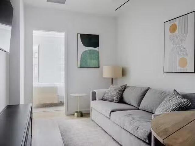 88 East End Ave, Yorkville 2 Bedroom 1 Bath