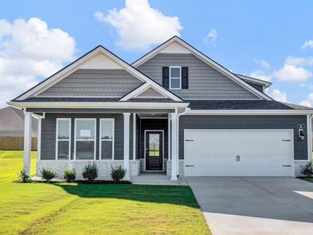 88 Gateway Dr, Jackson, TN 38305