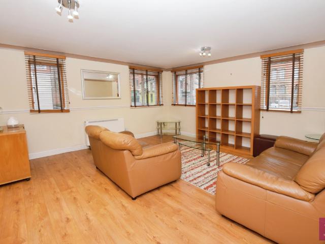 88 Great Bridgewater Street, City Centre, Manchester M1, 2 bed flat to rent, £1,250 pcm | PrimeLocation