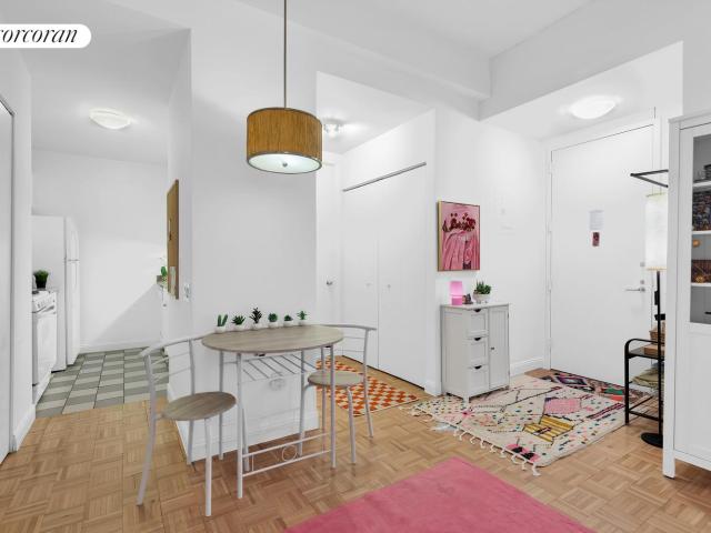 88 greenwich street 526