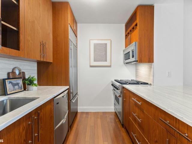 88 greenwich street 724w