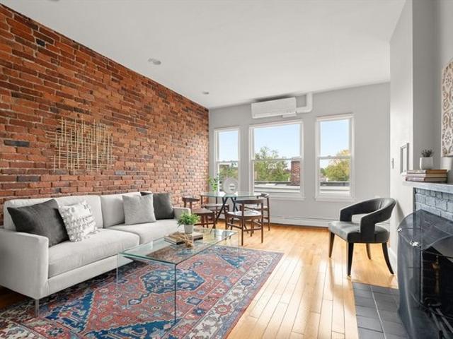 88 Hancock St Apt 17, Cambridge, MA 02139