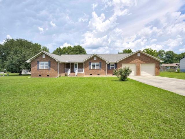 88 Harold St, Williston, SC 29853