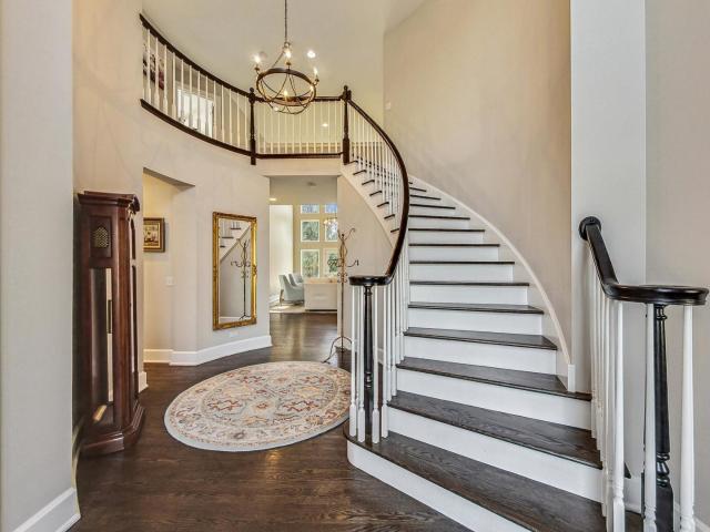 88 Holabird Circle