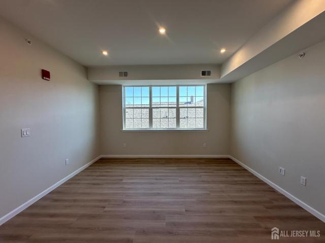 88 Louis St, Unit 6, New Brunswick, NJ 08901 | MLS #2614 R | Compass