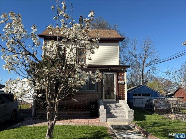88 Main St, Little Ferry, NJ 07643