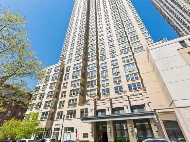 88 Morgan St # 4807