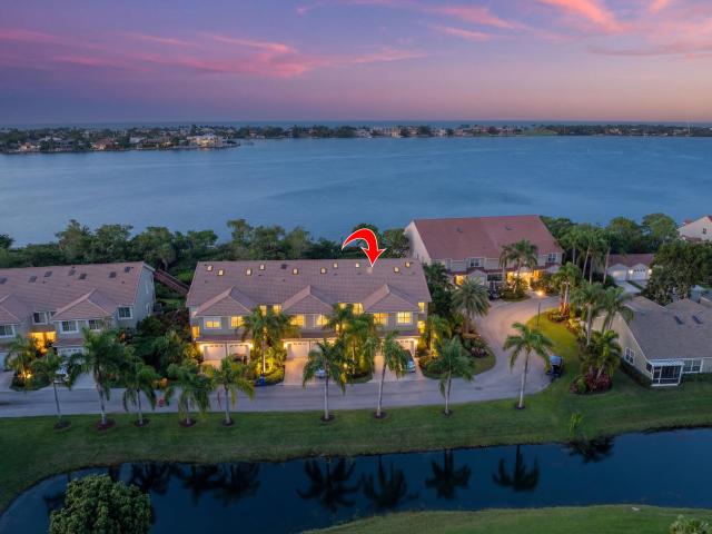 88 N Lakeshore Dr, Hypoluxo, FL 33462 | MLS #R11155 | Compass