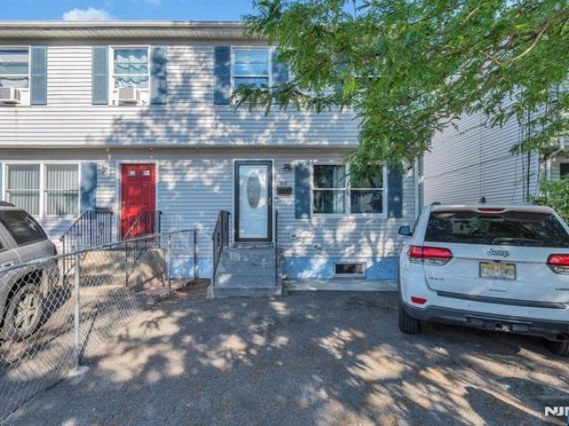 88 N 2nd St, Clifton, NJ 07522