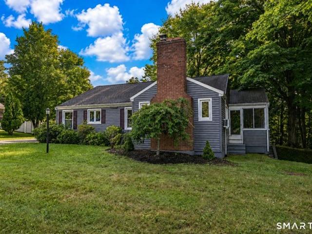 88 Peters Ln, Middlefield, CT 06481
