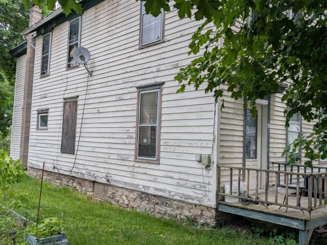 88 Reid Street