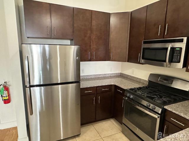 88 Roosevelt Avenue 220