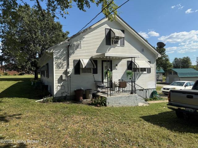 88 Robert Taylor Ln