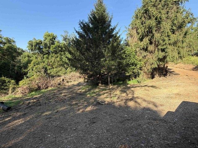 88 Ruby Dr, Fairmont, WV 26554