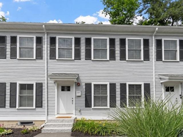 88 Silver St Apt 3, Dover, NH 03820