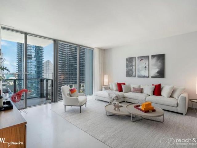 88 SW 7th St #1007, Miami, FL 33130
