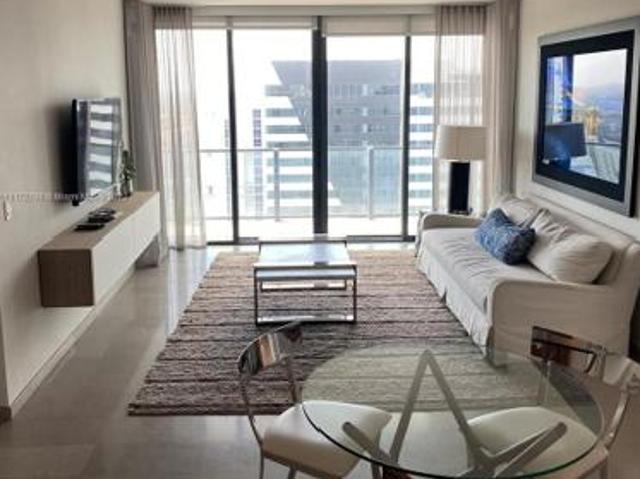 88 SW 7th St #1904 Miami, FL 33130