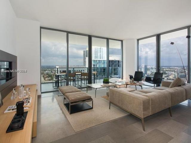 88 SW 7th St #2712, Miami, FL 33130