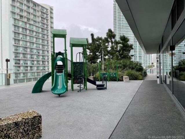 88 SW 7th St #3709 Miami, FL 33130